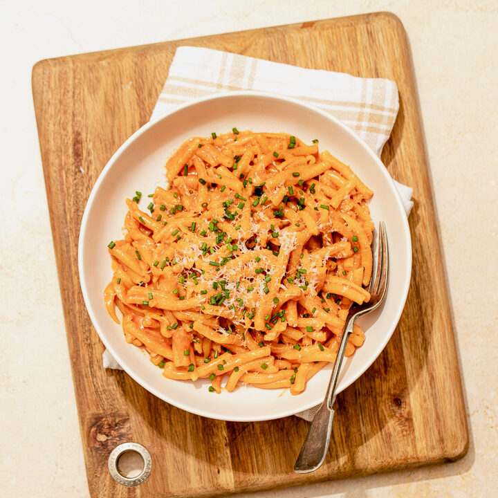 Gochujang Rosé Pasta - Eatnik